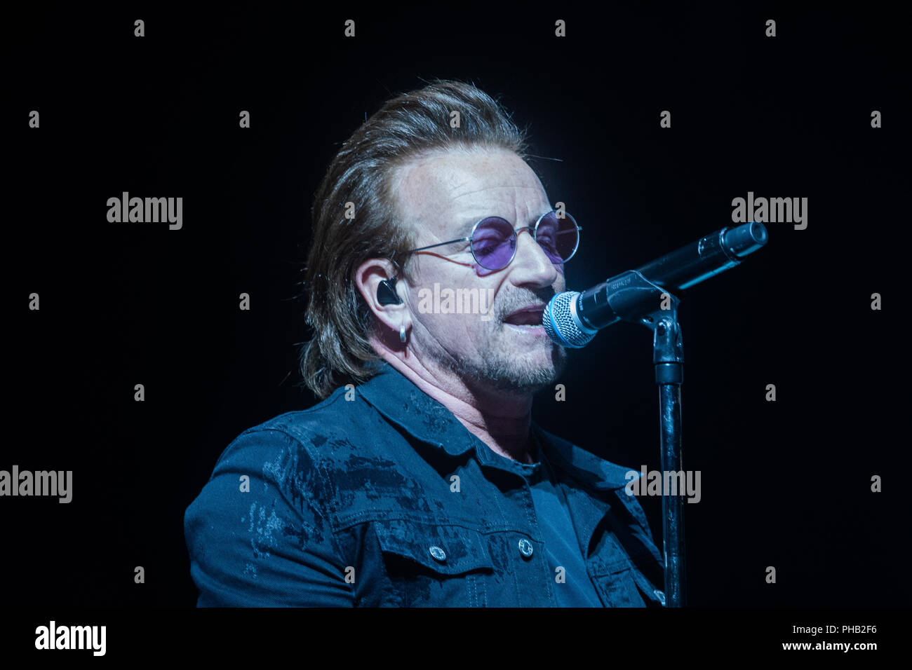 Paul david hewson or bono hi-res stock photography and images - Alamy