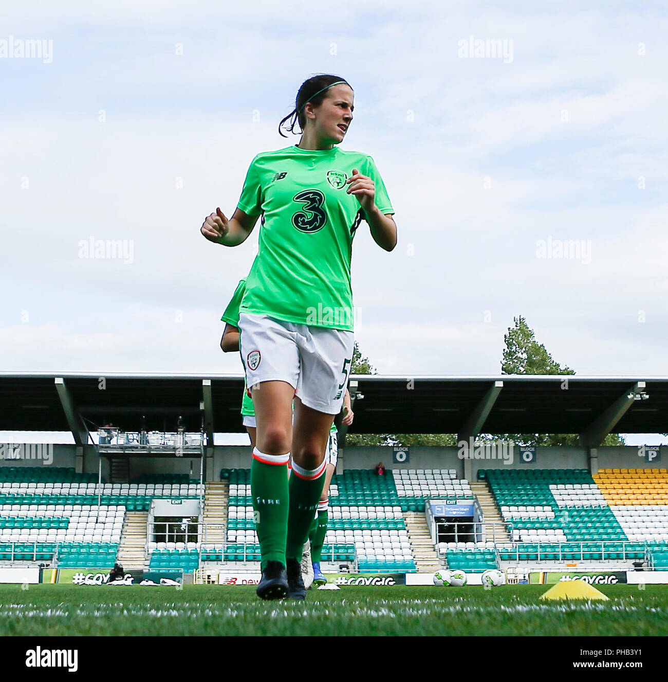 Niamh fahey republic of ireland hi-res stock photography and images - Alamy