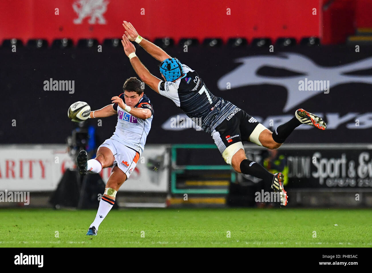 Simon hickey hi-res stock photography and images - Alamy