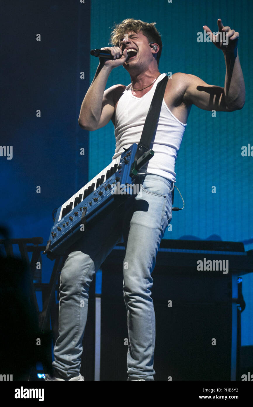 Midflorida credit union amphitheatre hi-res stock photography and ...