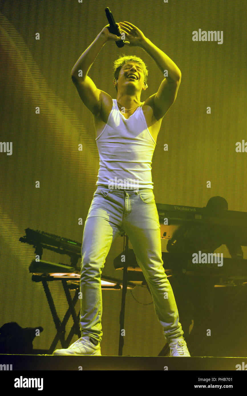 Tampa, Florida, USA. 31st Aug, 2018. CHARLIE PUTH performs at the ...