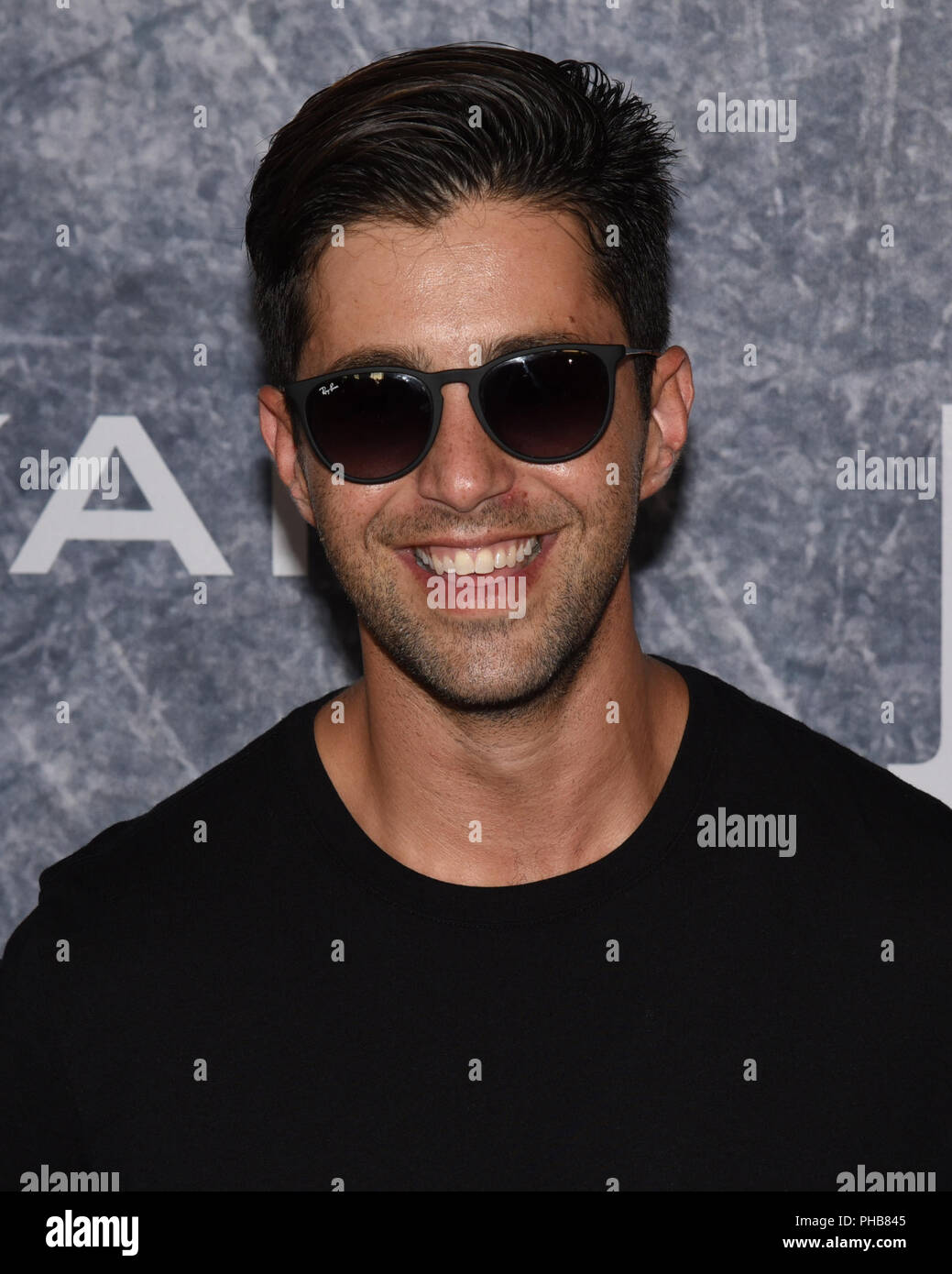 Josh peck 2018 hi-res stock photography and images - Alamy
