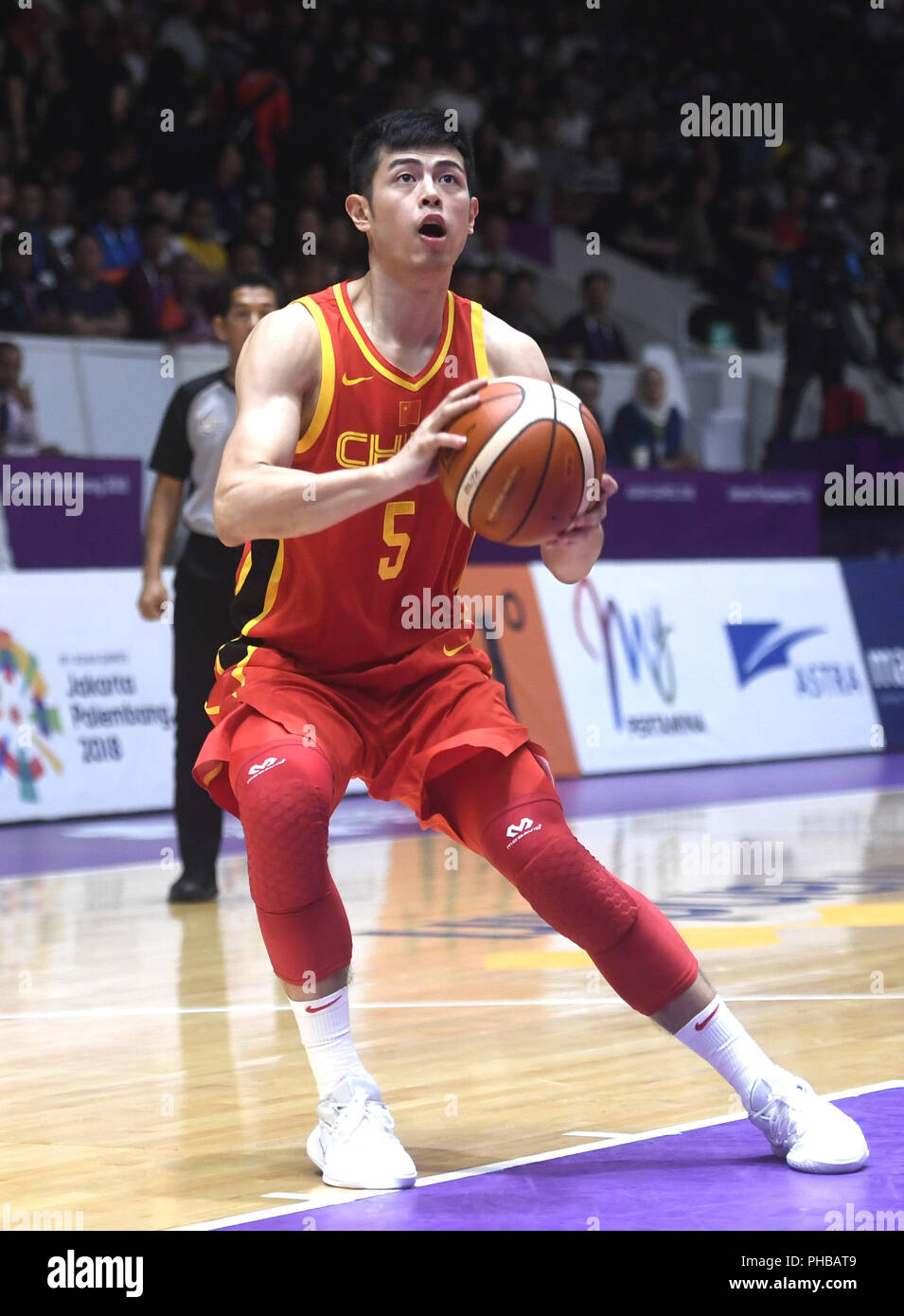 Fang shuo hi-res stock photography and images - Alamy