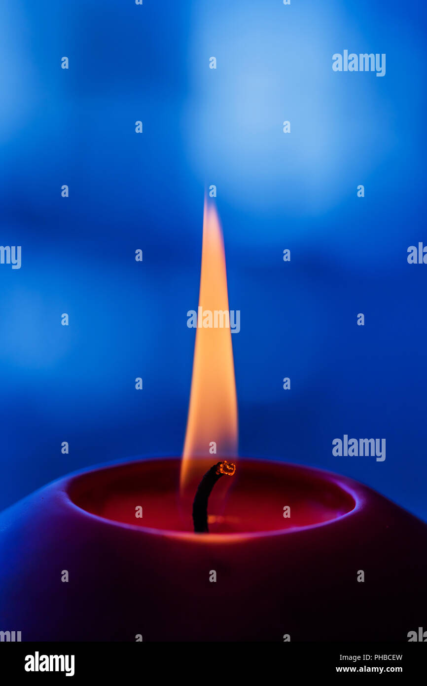 A candle flame hi-res stock photography and images - Alamy