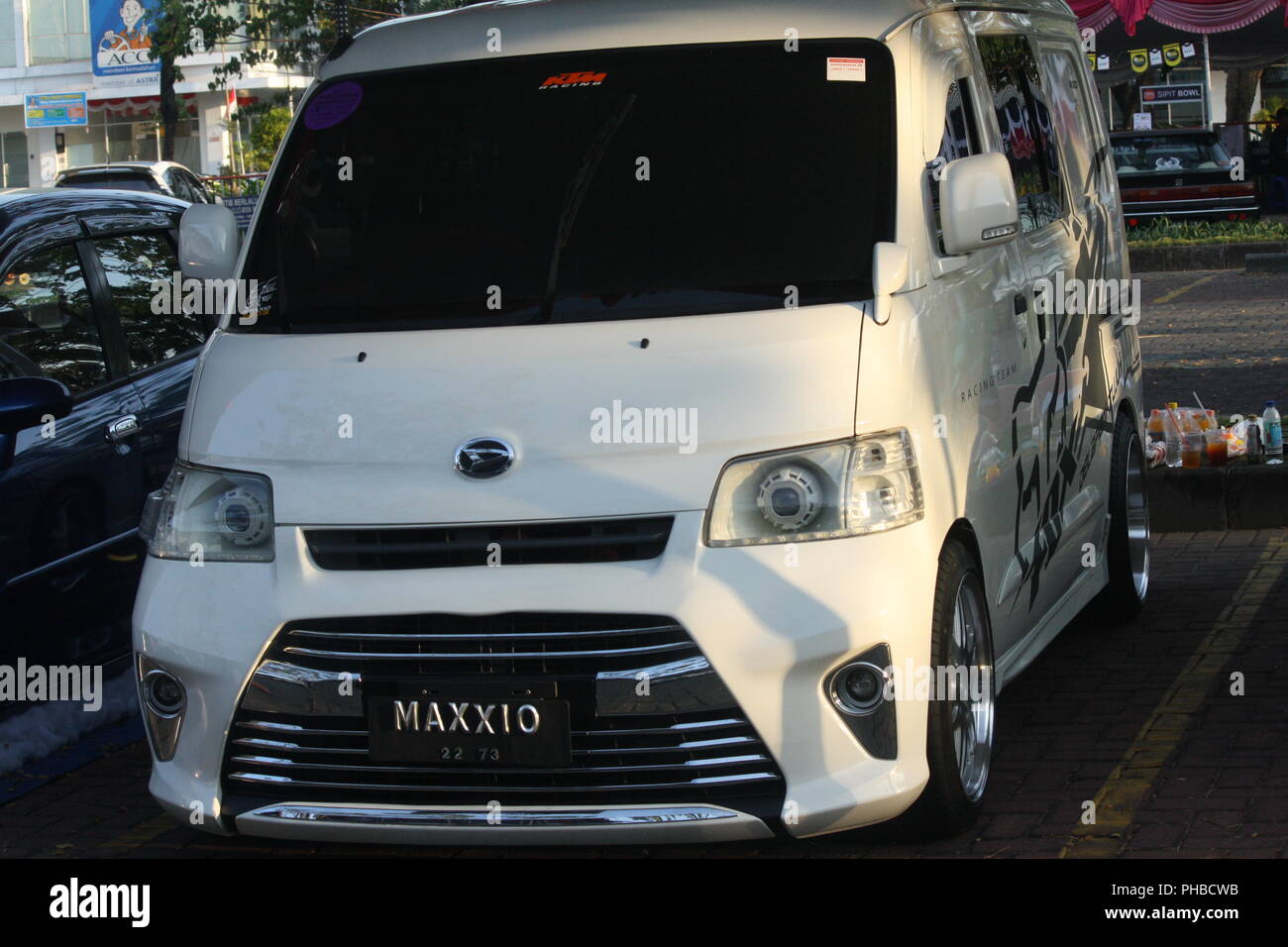 Carindonesia hi-res stock photography and images - Alamy