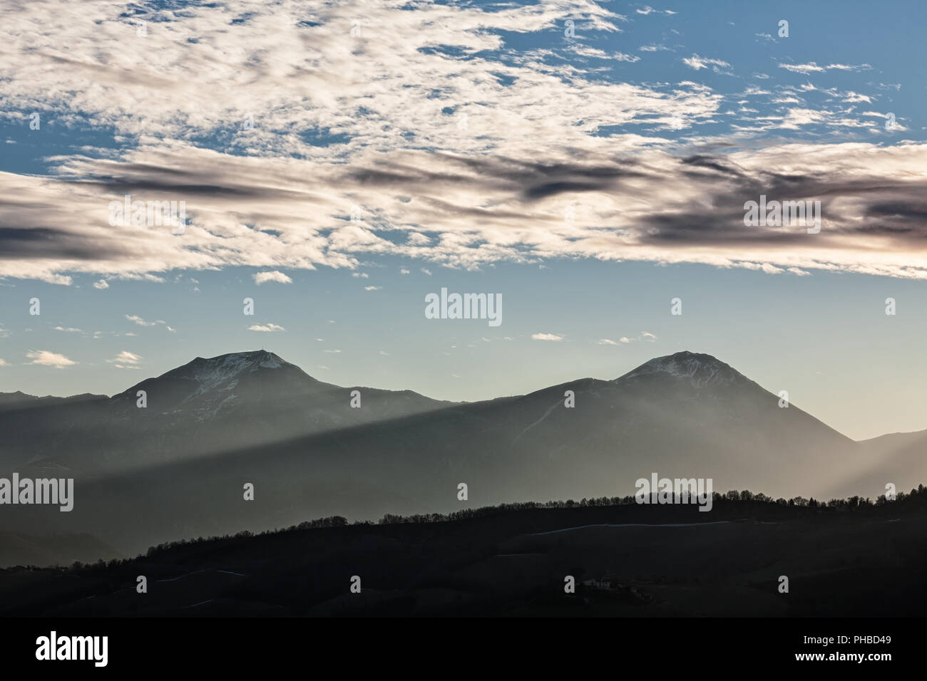 Sunny beams hi-res stock photography and images - Alamy
