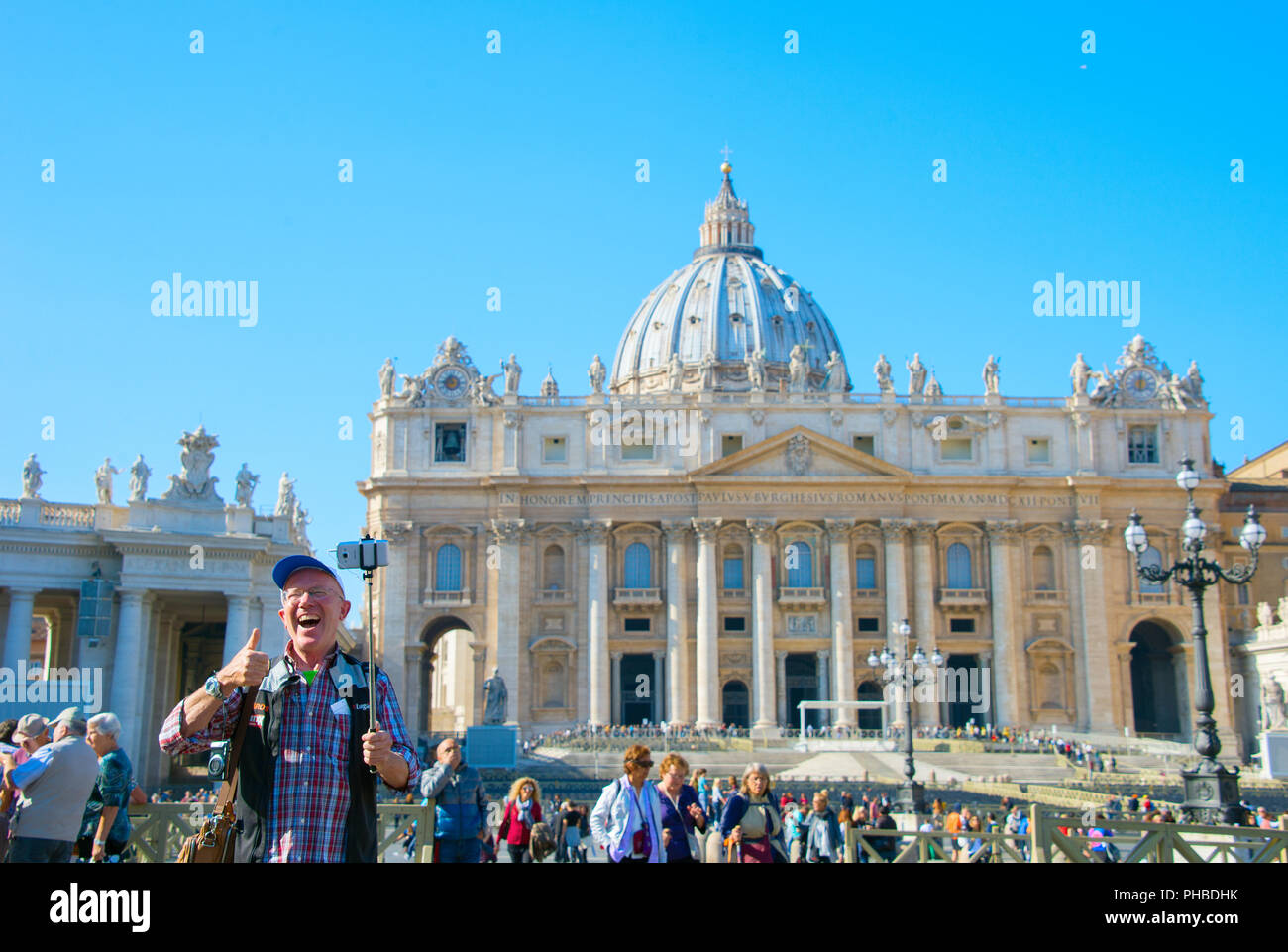 Italian man taking selfie hi-res stock photography and images - Alamy