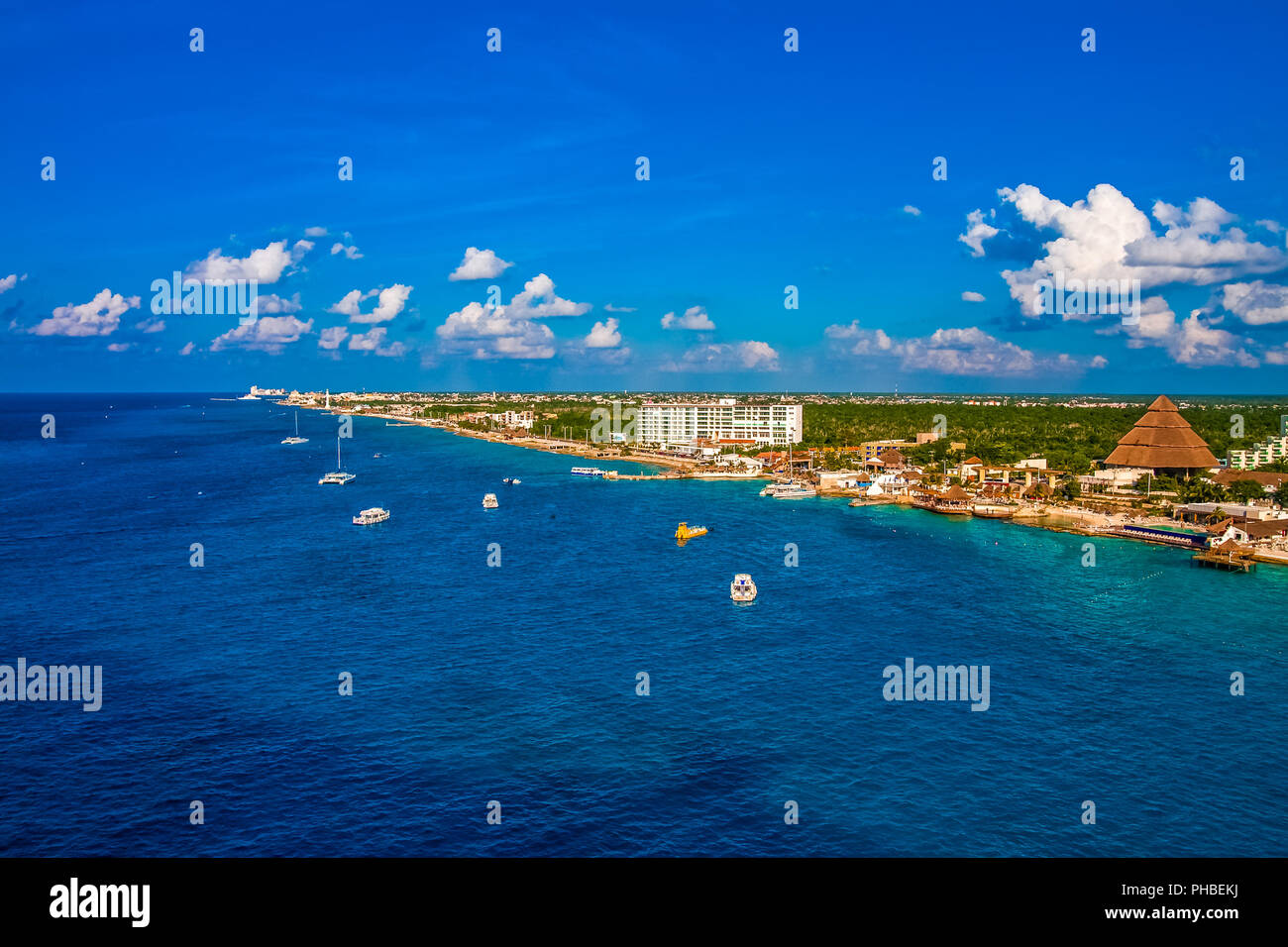 The coast of Cozumel, Mexico from the sea Stock Photo - Alamy
