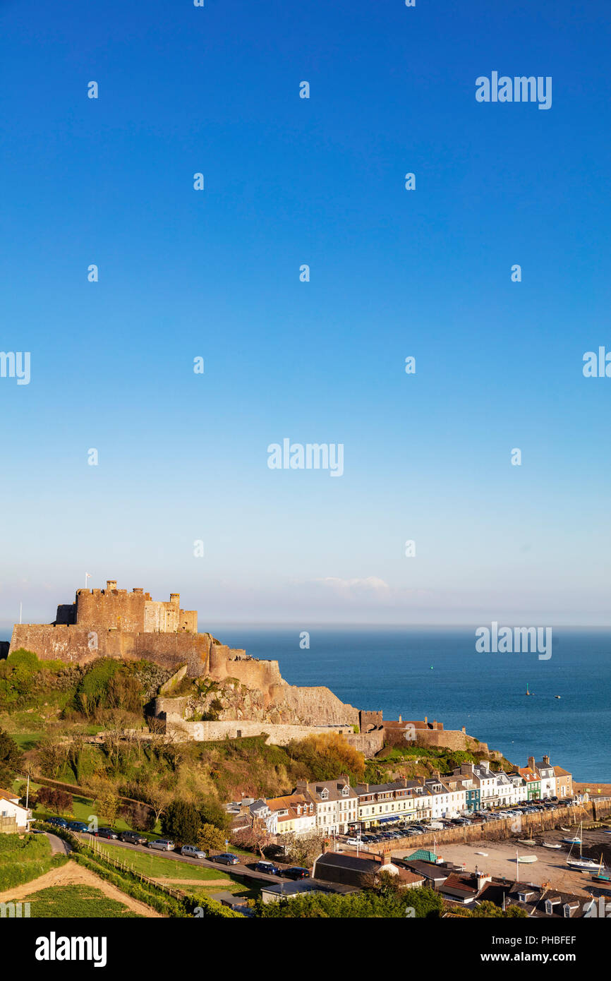 Mont Orgueil Castle (Gorey Castle), Gorey, Jersey, Channel Islands ...