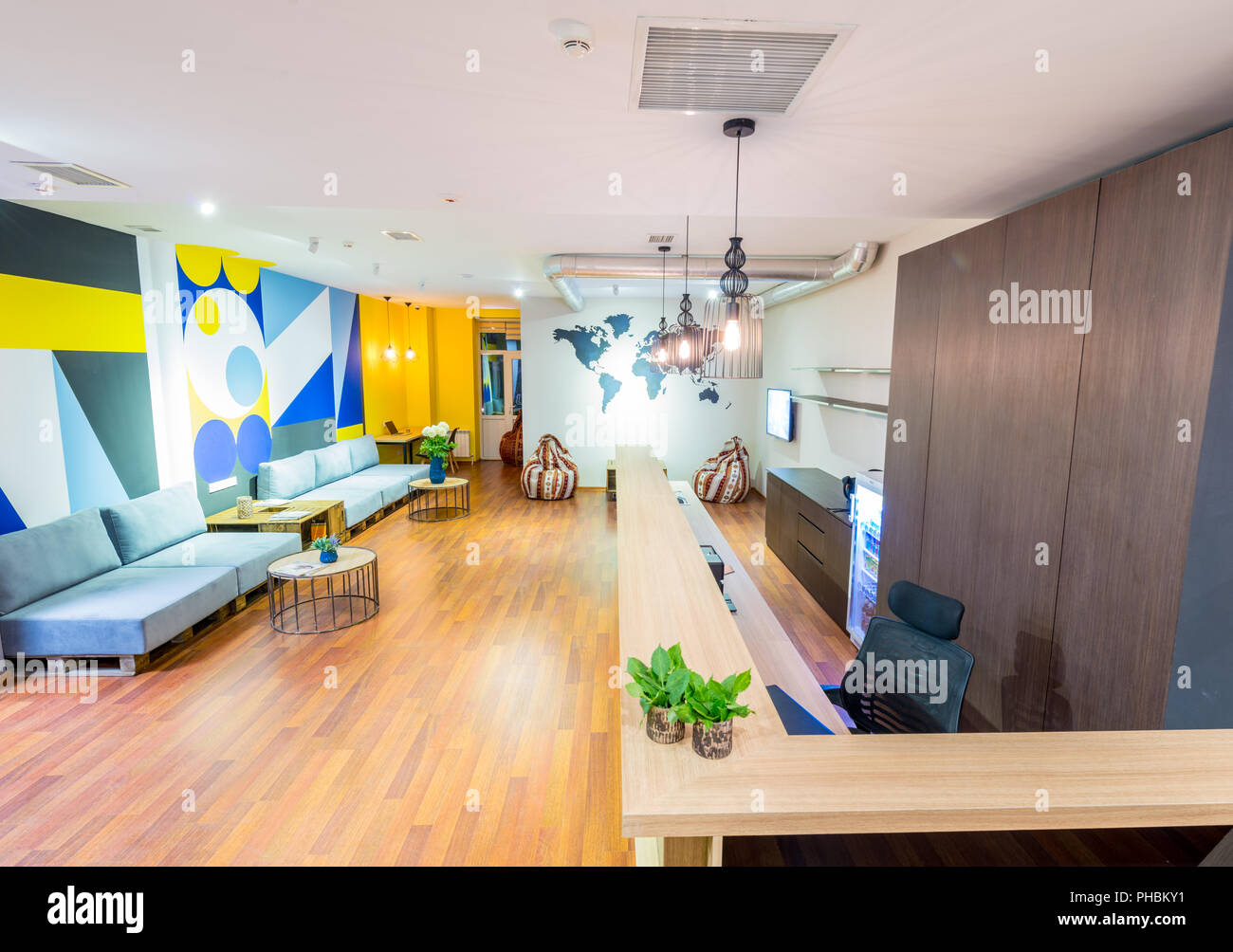 Hotel reception of hostel dormitory Stock Photo - Alamy