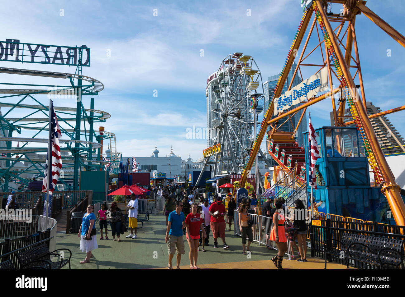 Steel Pier in Atlantic city offers fun for all ages Stock Photo - Alamy