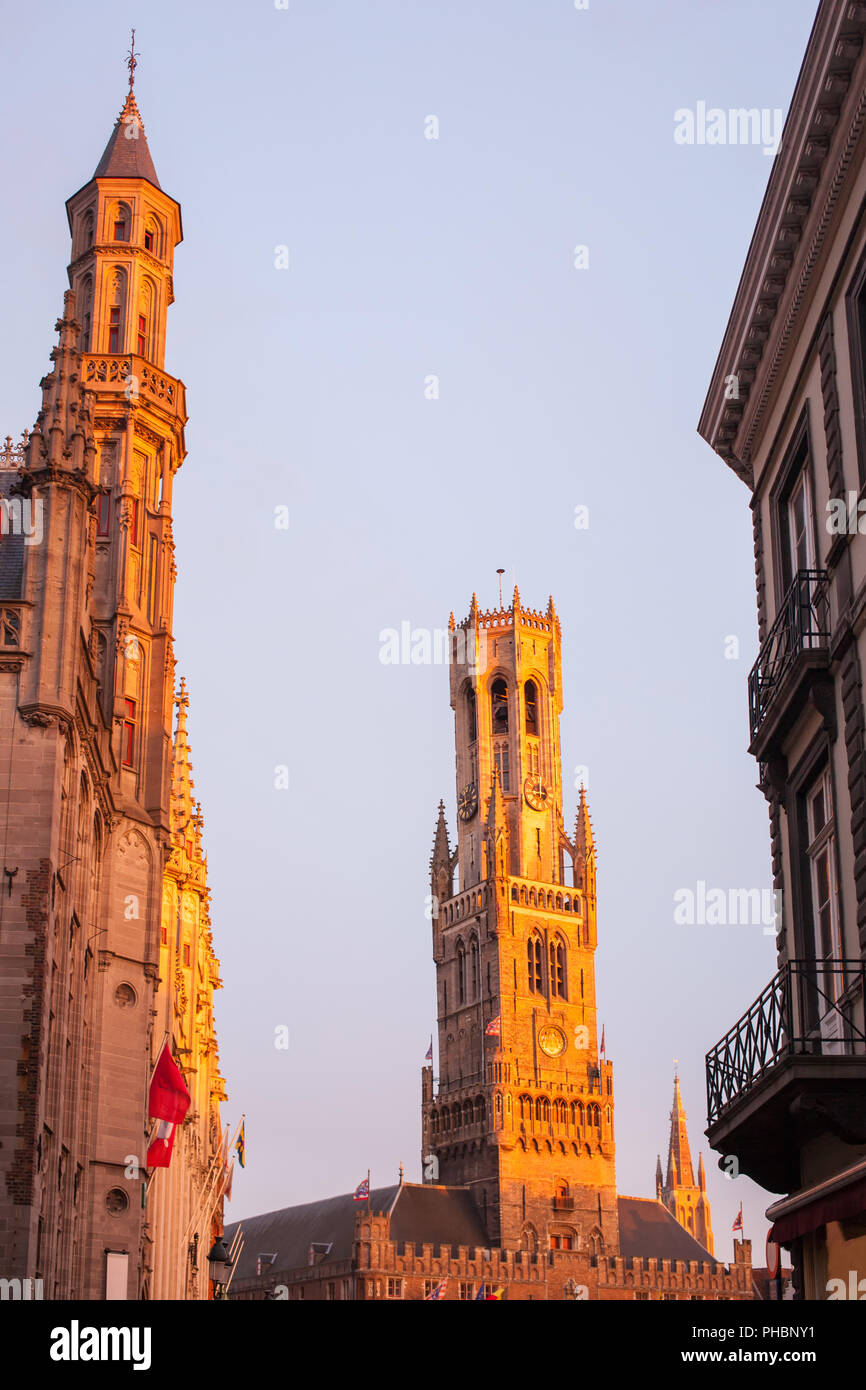 Belfort symbol city bruges hi-res stock photography and images - Alamy