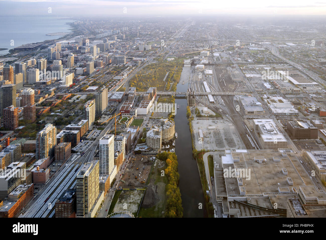 Chicago aerial highway hi-res stock photography and images - Alamy