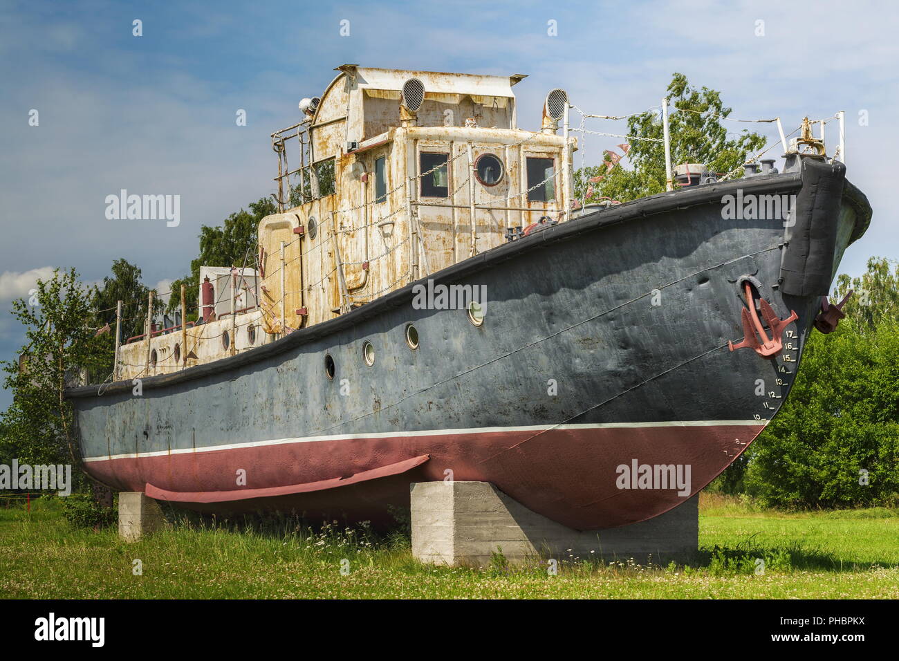 Fishing trawler on blue hi-res stock photography and images - Alamy