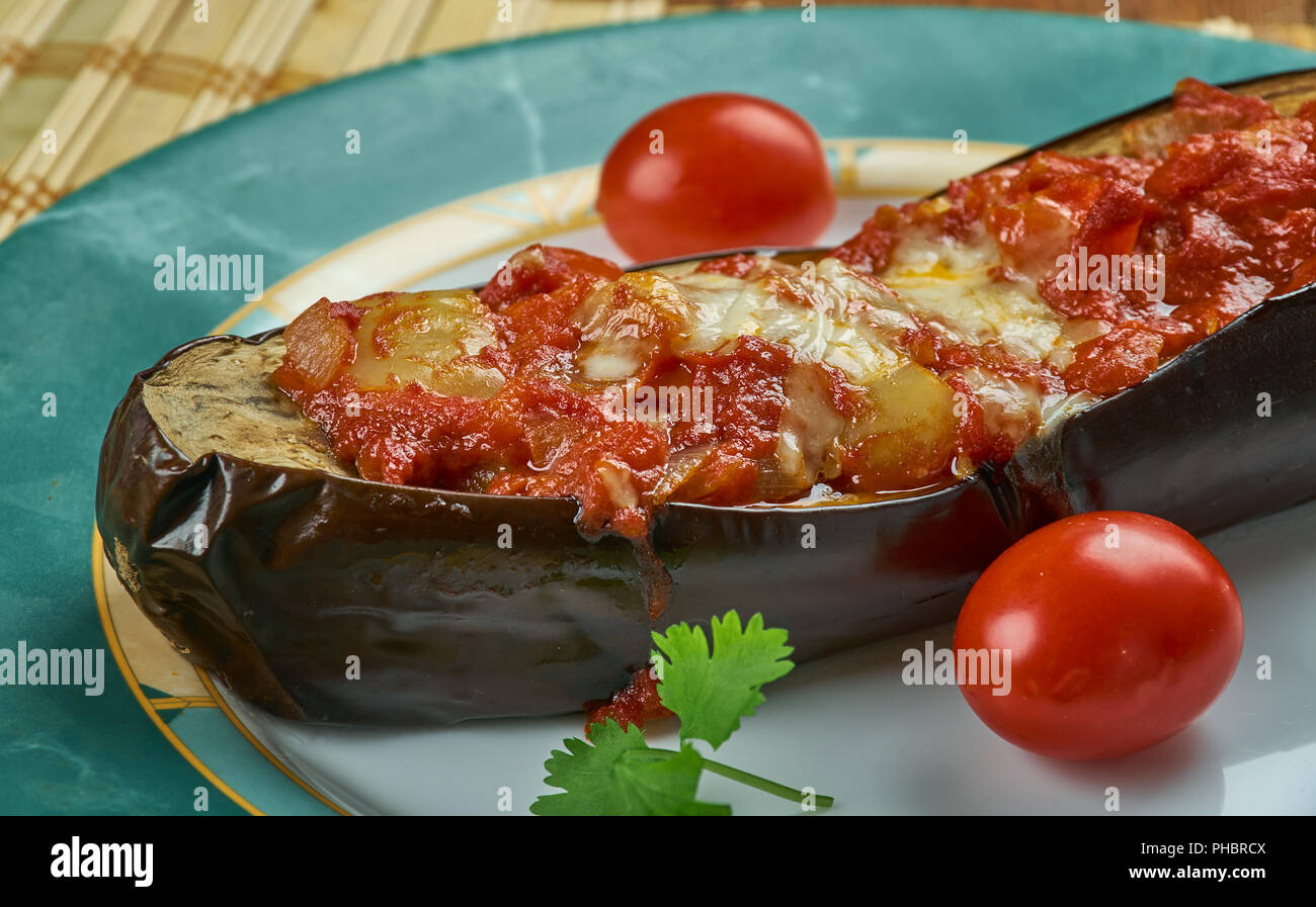 Vinete umplute hi-res stock photography and images - Alamy