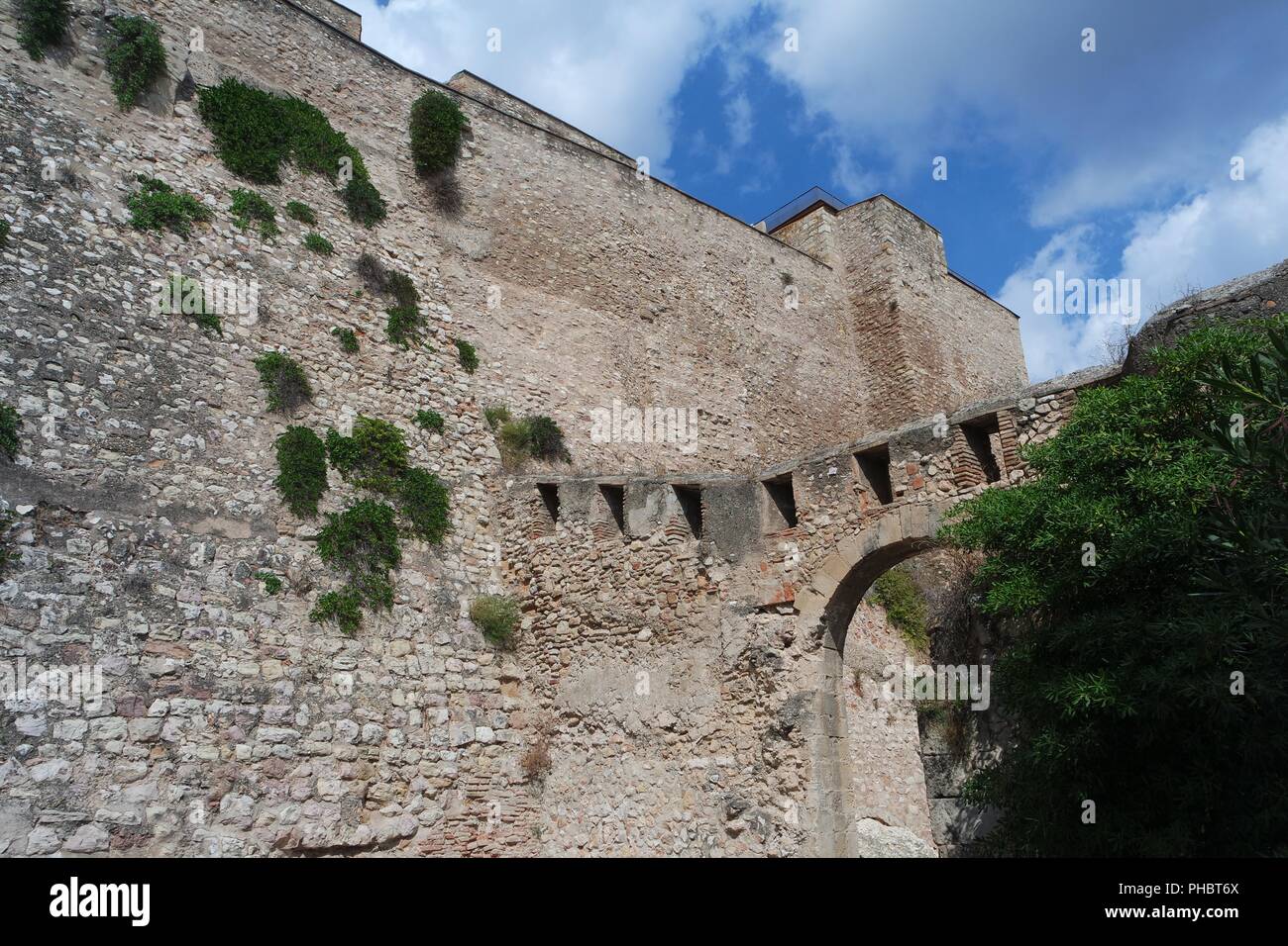 Tortosa, wall of the Suda castle Stock Photo - Alamy