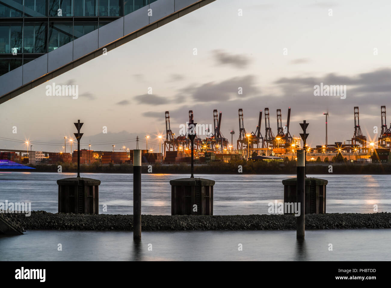 Harbor lights hi-res stock photography and images - Alamy