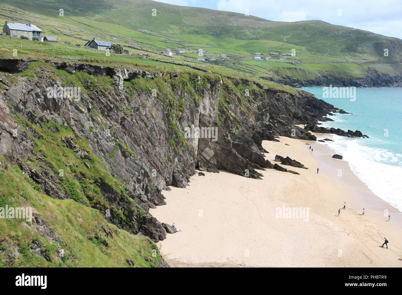 Coumeenole Beach, Dingle Peninsula, Co. Kerry Stock Photo - Alamy