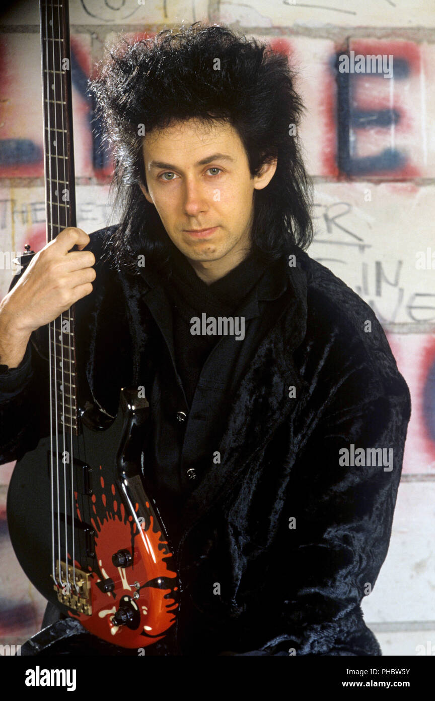 The Alarm (Eddie Macdonald) on 28.01.1986 in München / Munich. | usage ...