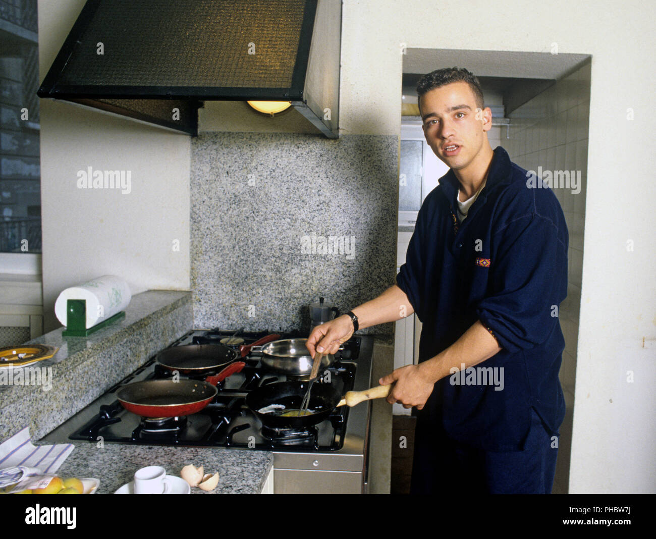 Eros ramazzotti 1987 hi-res stock photography and images - Alamy