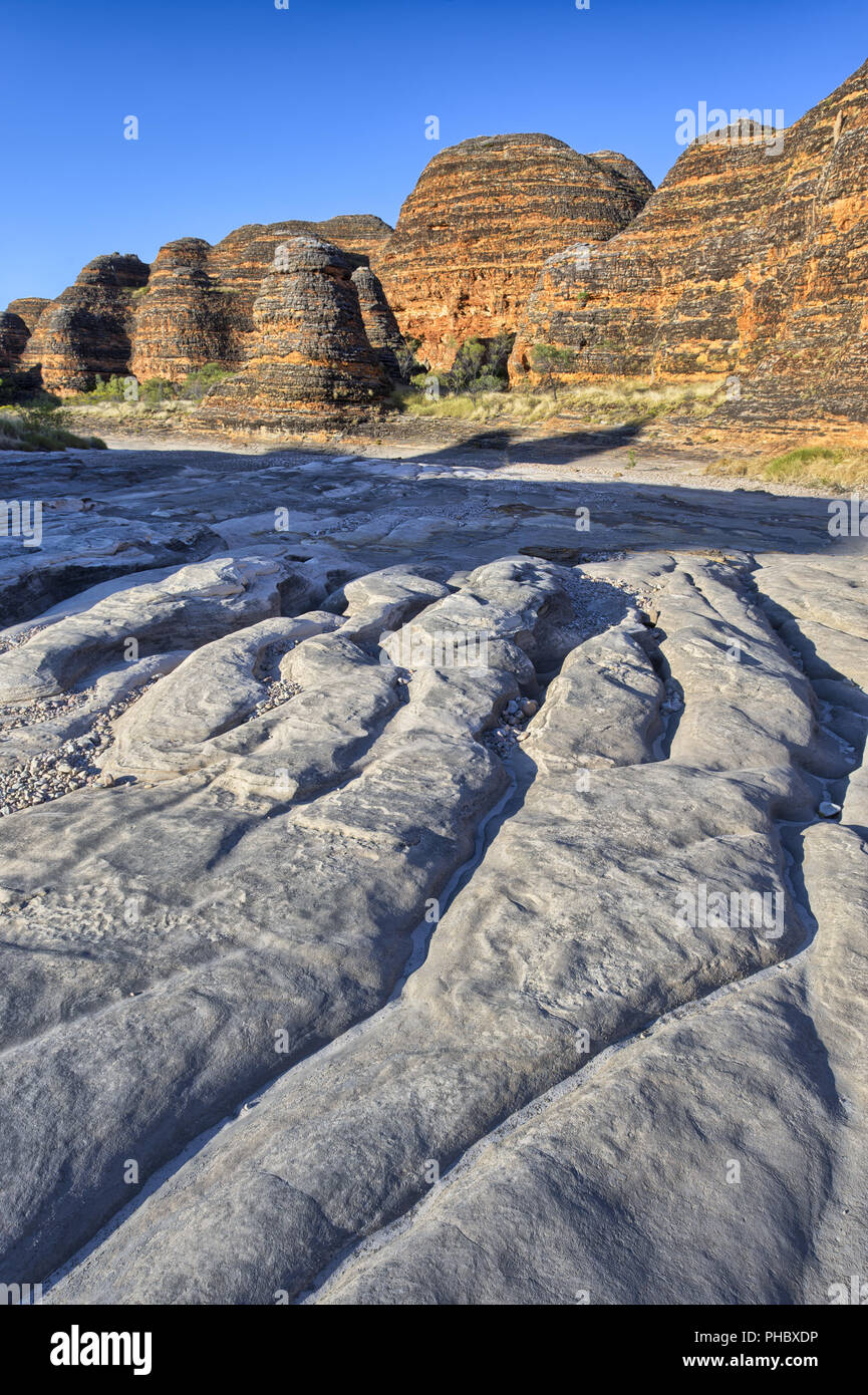 Dry river bed australia hi-res stock photography and images - Alamy