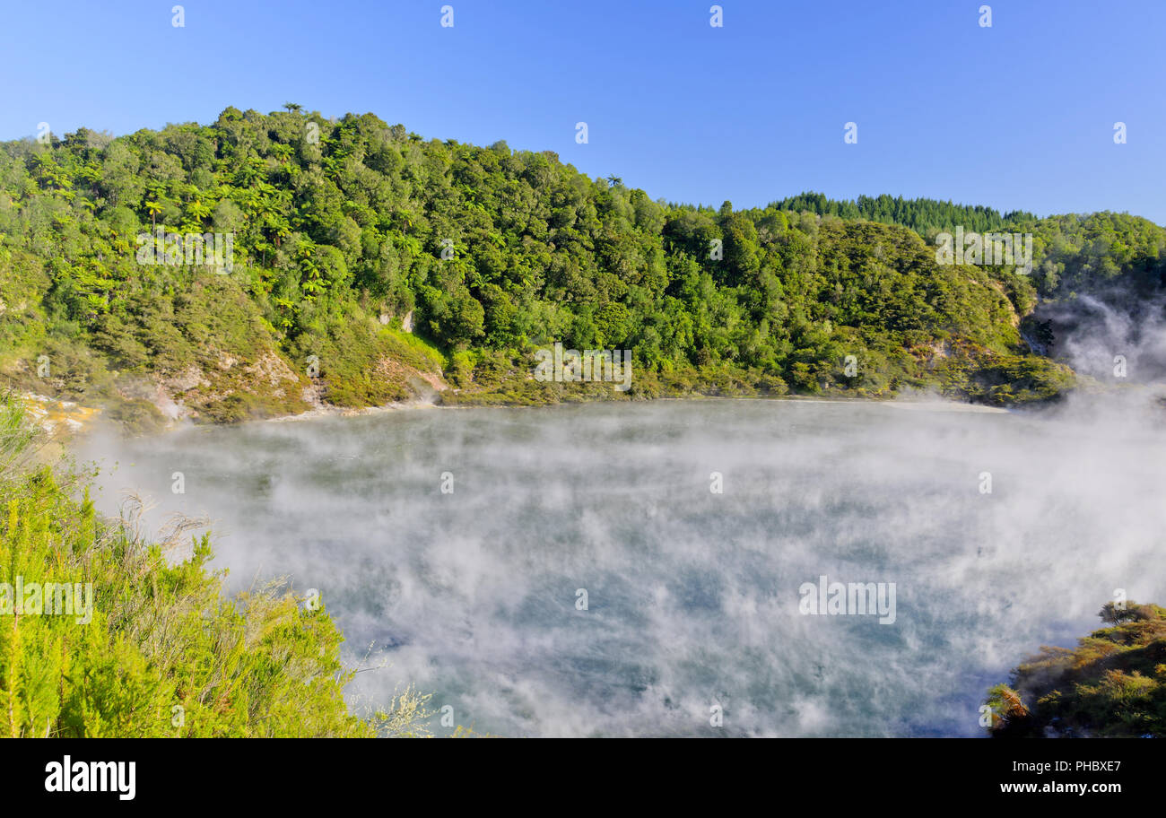 Echo Crater and Frying Pan Lake, Waimangu Stock Photo - Alamy