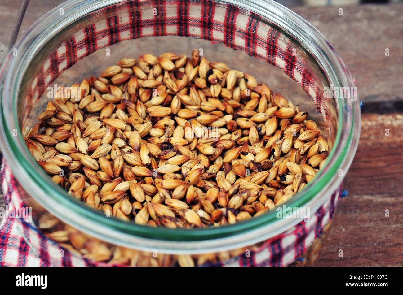 Craftbrewing hi-res stock photography and images - Alamy