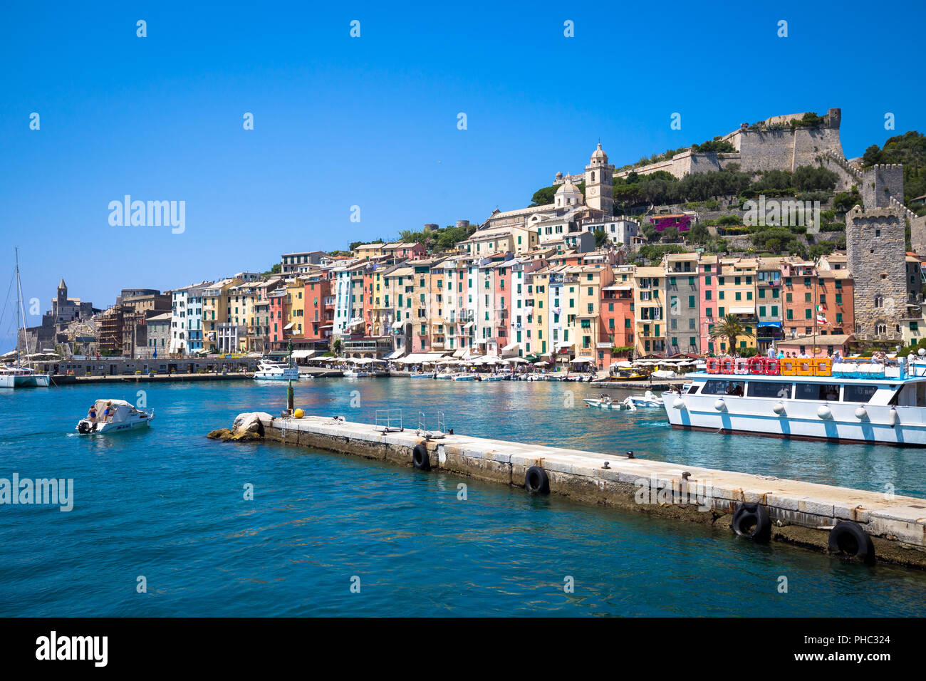 Cinque terre italy june hi-res stock photography and images - Alamy