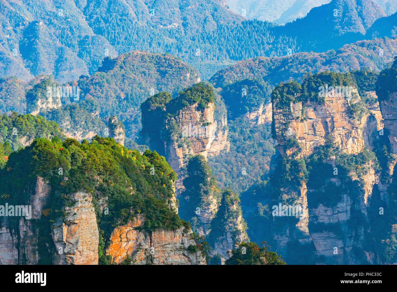Mountain sunset in zhangjiajie hi-res stock photography and images - Alamy