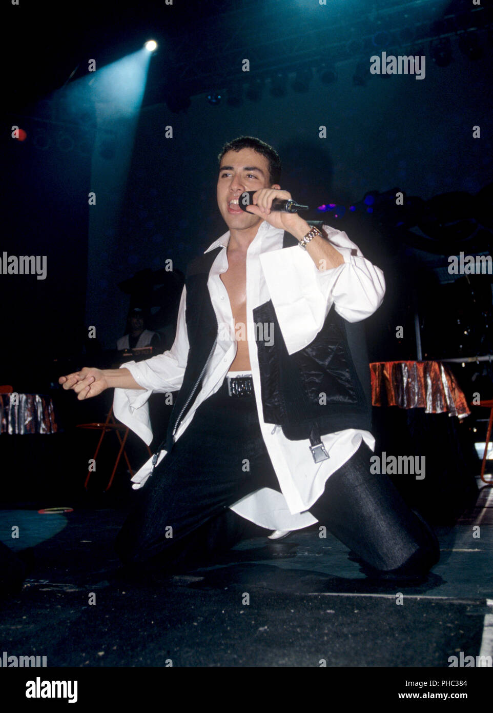 Howie dorough 1996 hi-res stock photography and images - Alamy