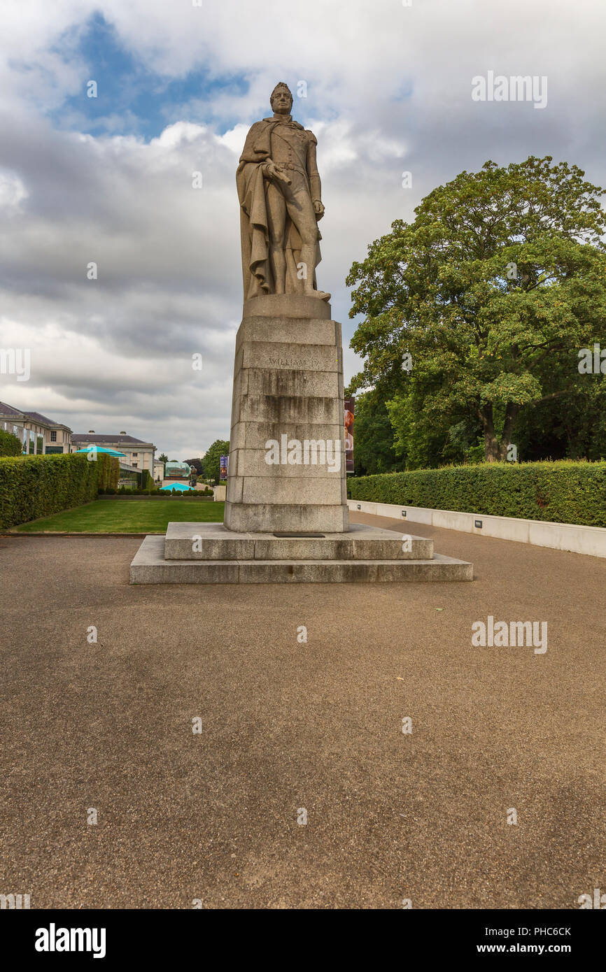 Statue of King William IV at entrance to Greenwich Park, Greenwich ...