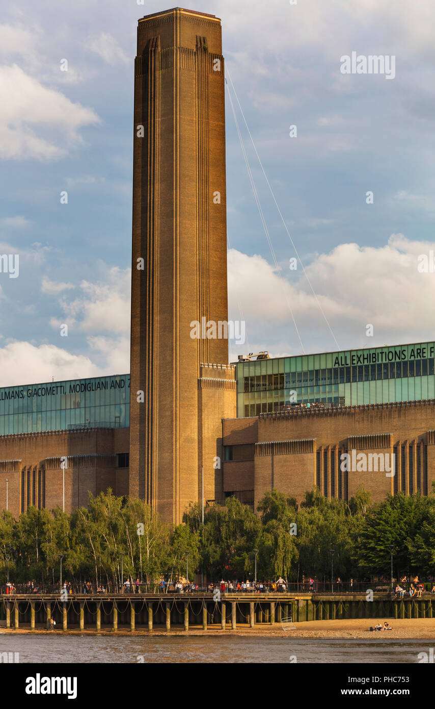 Tate Modern, London, England, UK Stock Photo - Alamy