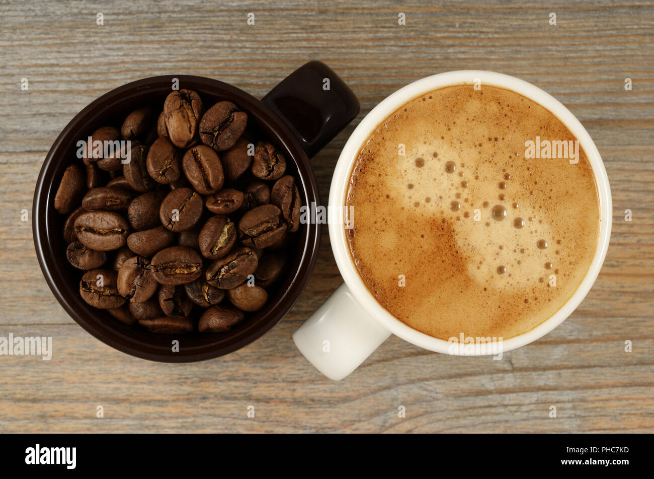 Two cups of coffee hi-res stock photography and images - Alamy