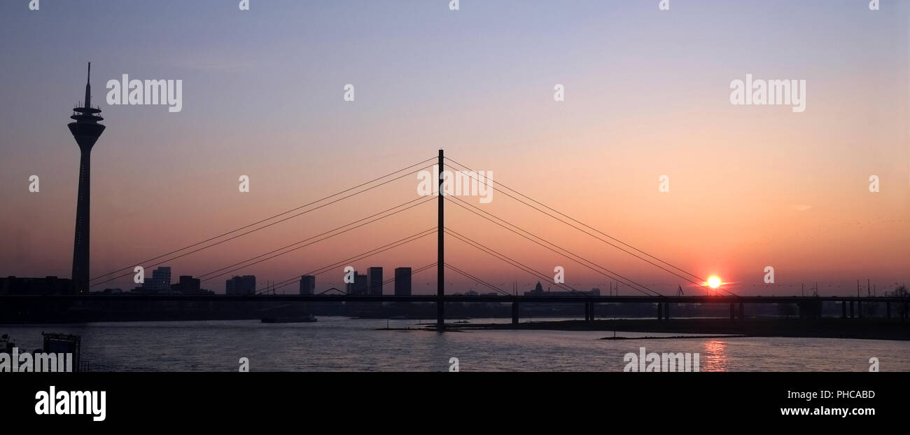 Knie bridge hi-res stock photography and images - Alamy