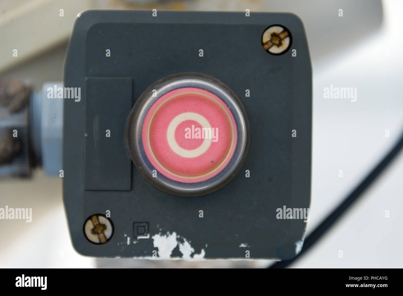 Emergency stop switch sign hi-res stock photography and images - Alamy