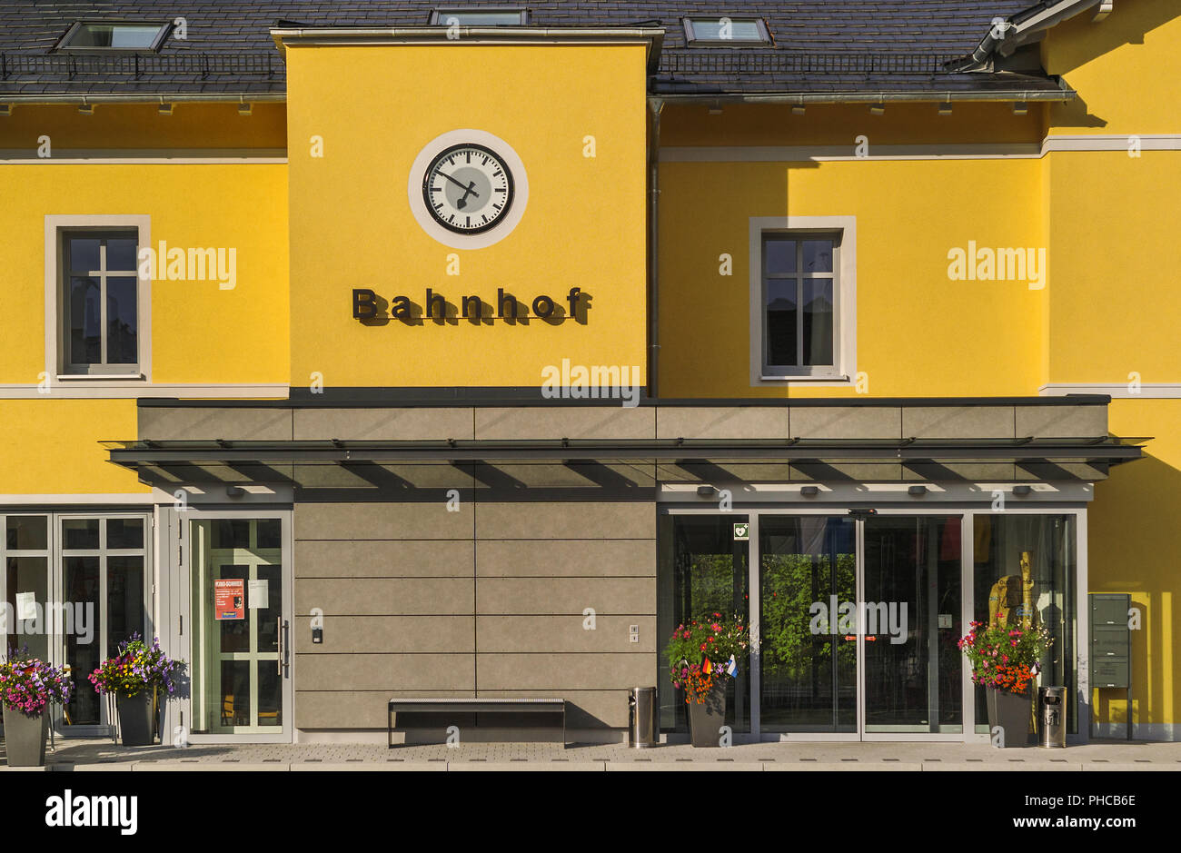 Facade of a railway station Stock Photo - Alamy