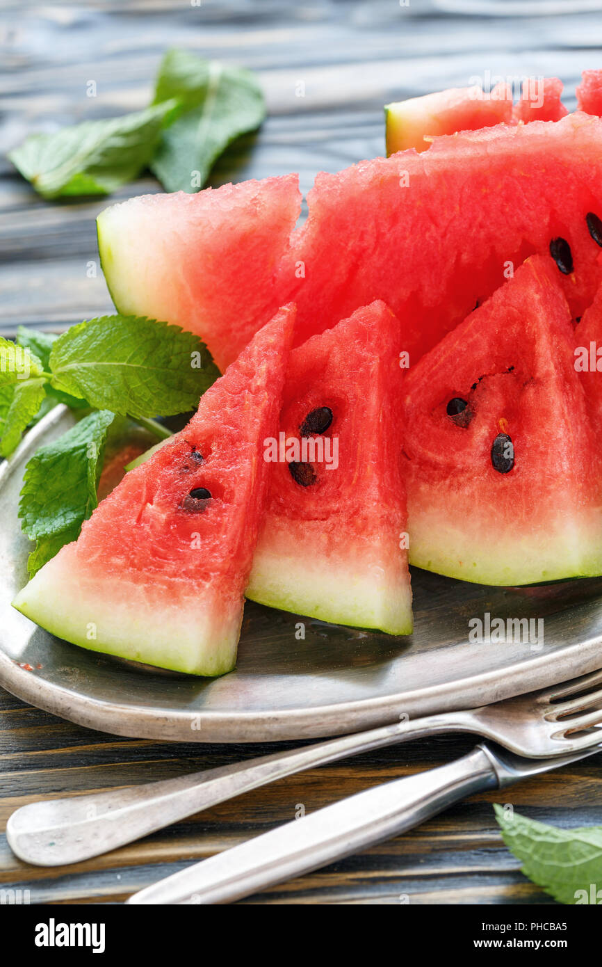 Red color dish hi-res stock photography and images - Alamy