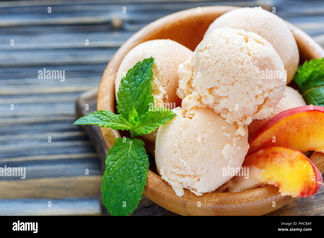 Peach wooden hi-res stock photography and images - Alamy