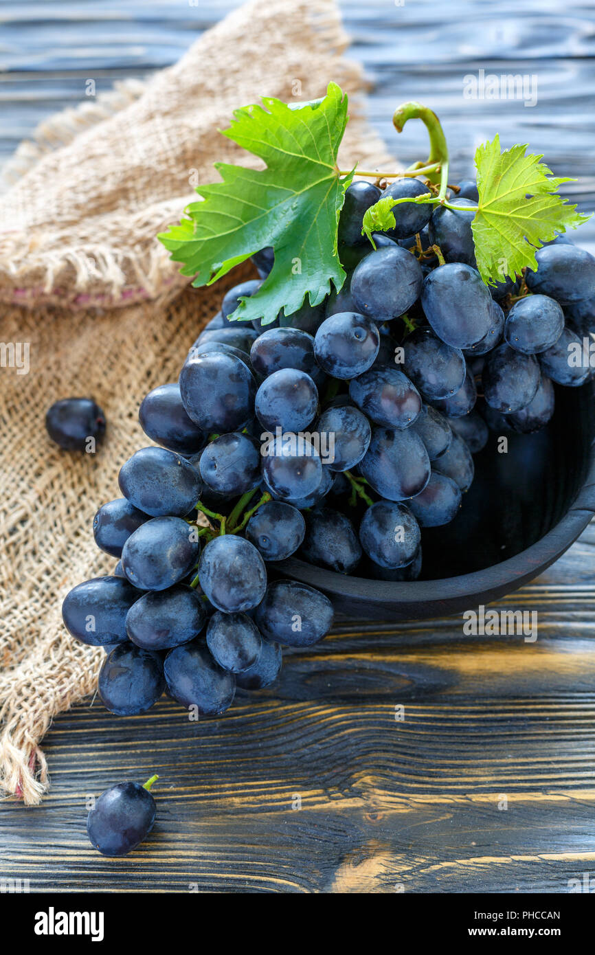 Grapes delicious hi-res stock photography and images - Alamy
