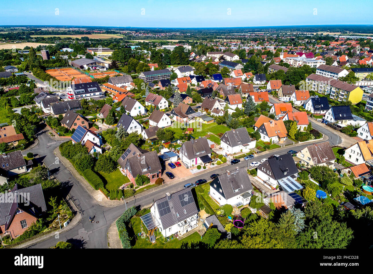 Suburb aerial hi-res stock photography and images - Alamy