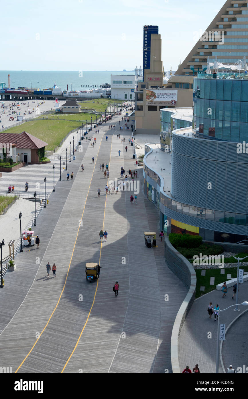 Famous boardwalk hi-res stock photography and images - Alamy