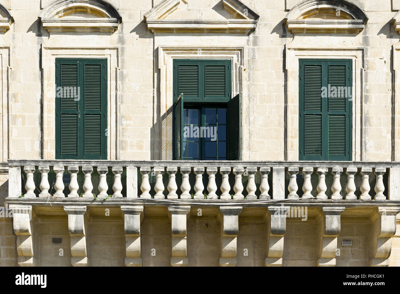Traditional maltese windows Stock Photo - Alamy