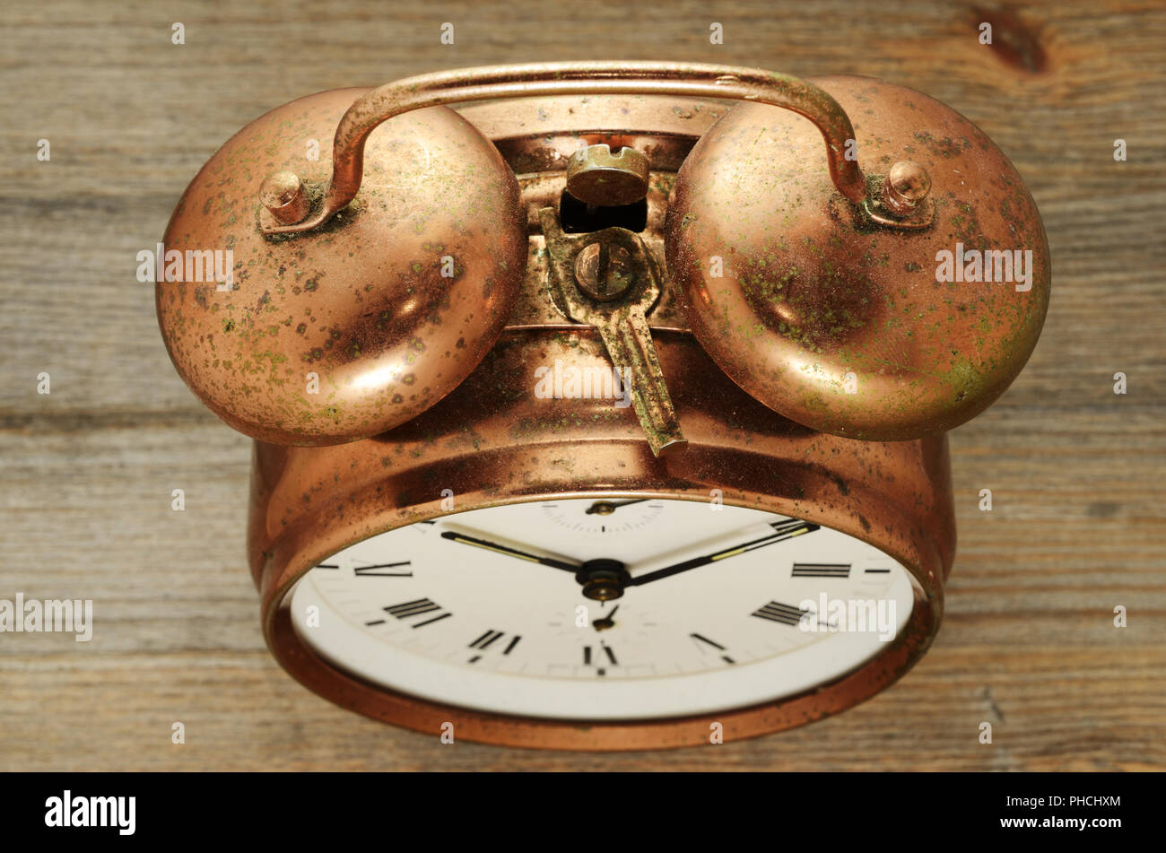 Old fashioned clock face hi-res stock photography and images - Alamy