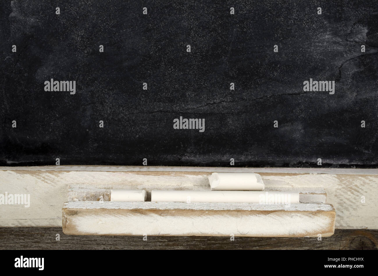 blank slate blackboard and chalk Stock Photo - Alamy