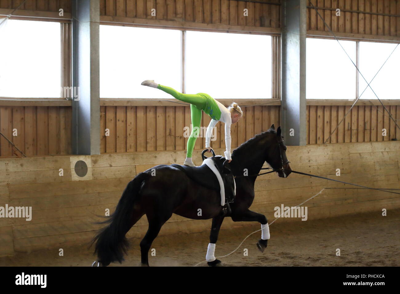 Vaulting horse hi-res stock photography and images - Alamy