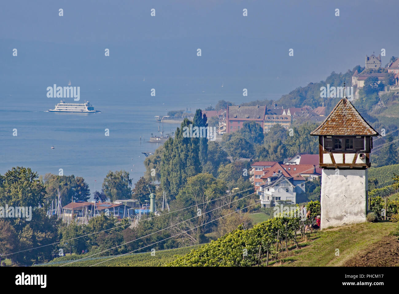 Vineyard watchtower hi-res stock photography and images - Alamy