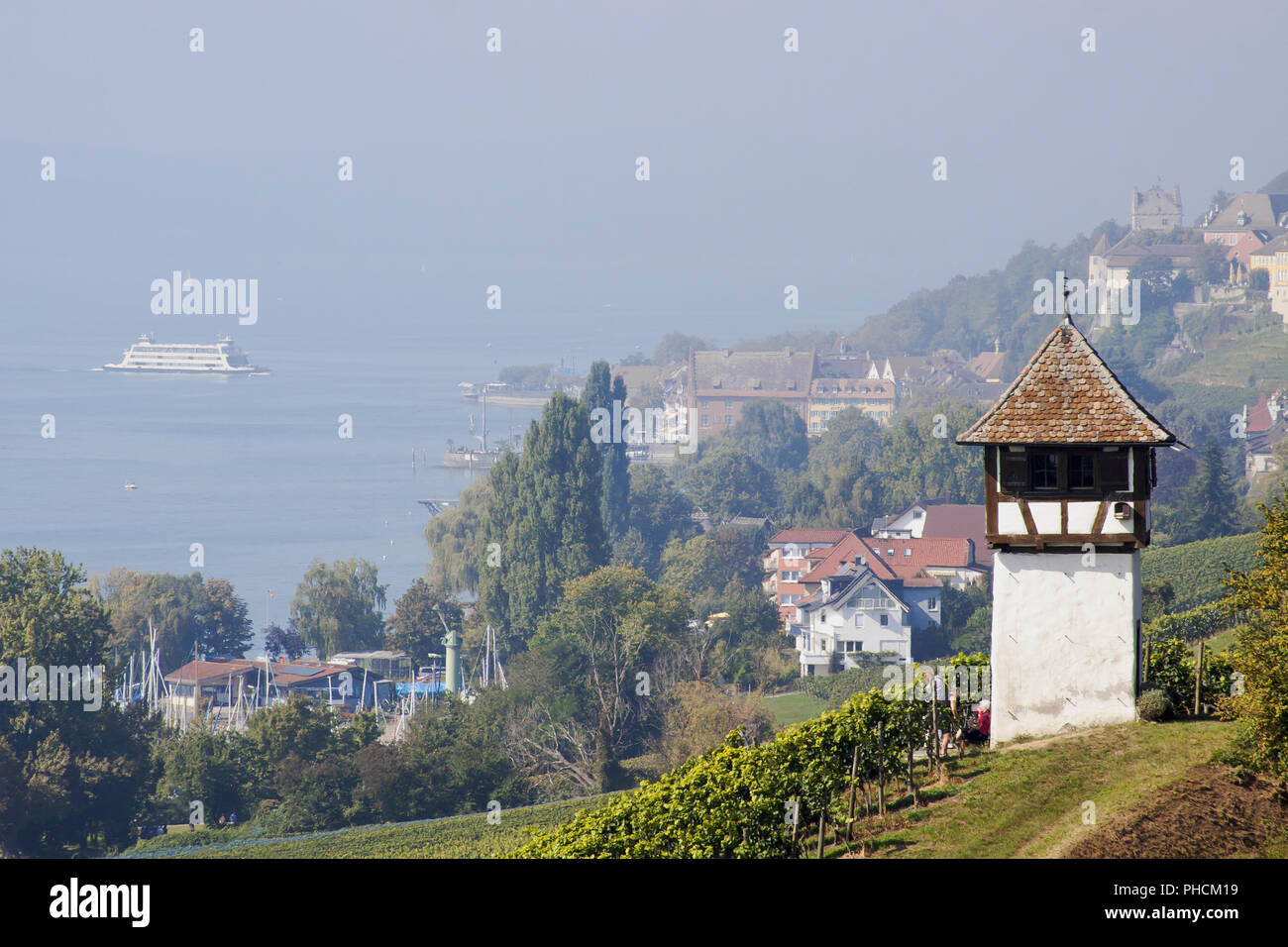 Vineyard watchtower hi-res stock photography and images - Alamy
