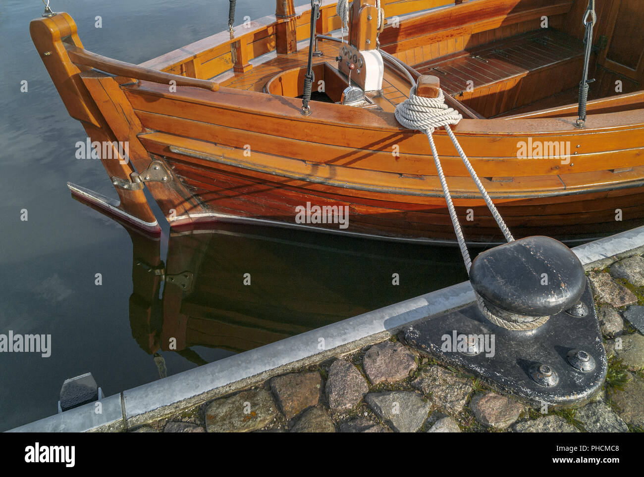 Lashed boats hi-res stock photography and images - Alamy