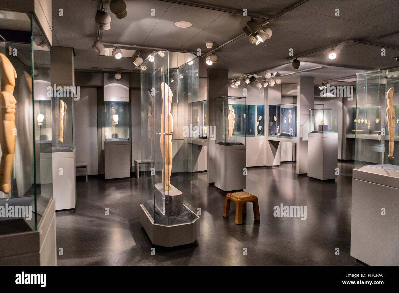 National archaeological museum interior, Athens, Greece Stock Photo - Alamy