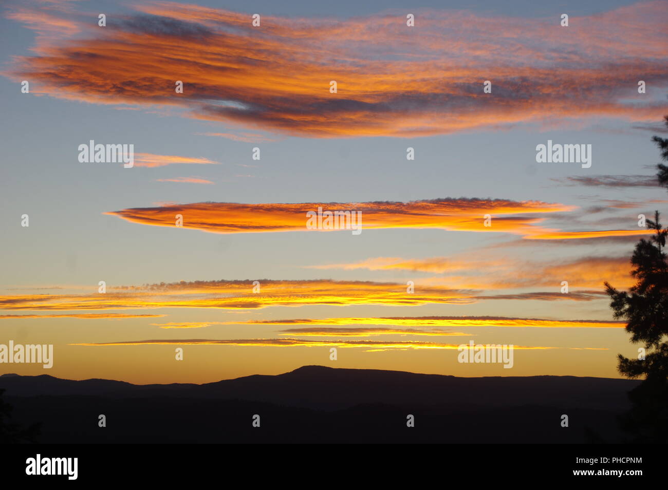 Just another sunset hi-res stock photography and images - Alamy